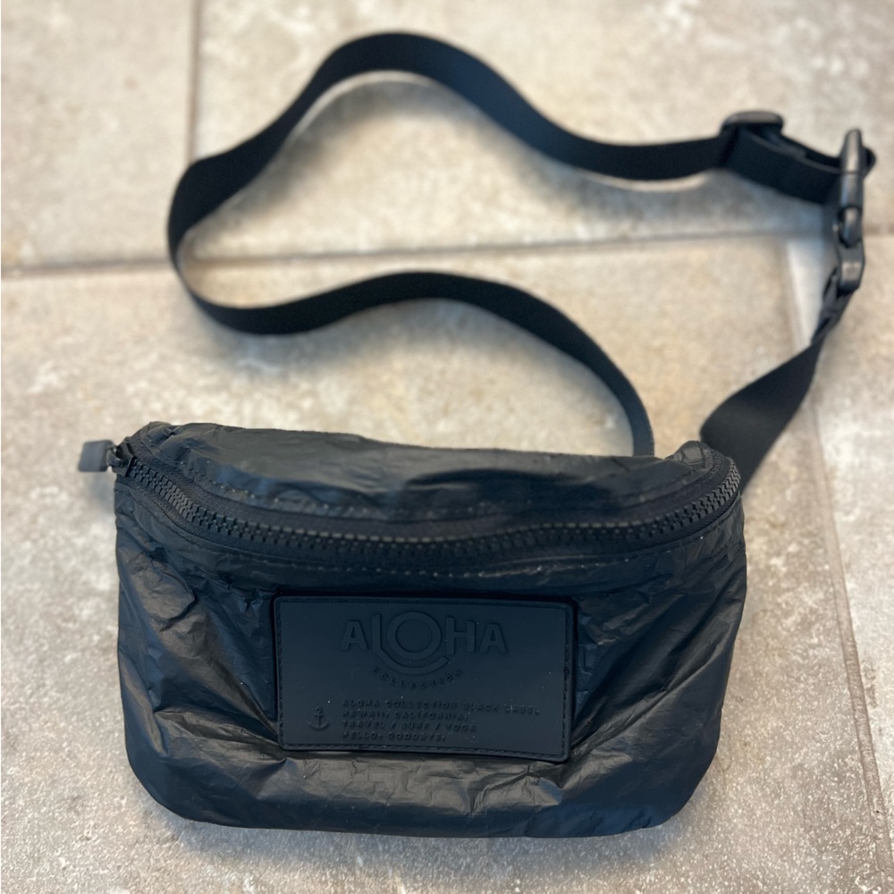 Aloha Collection Black Mini Hip Pack, Lightweight, Pa… - Gem